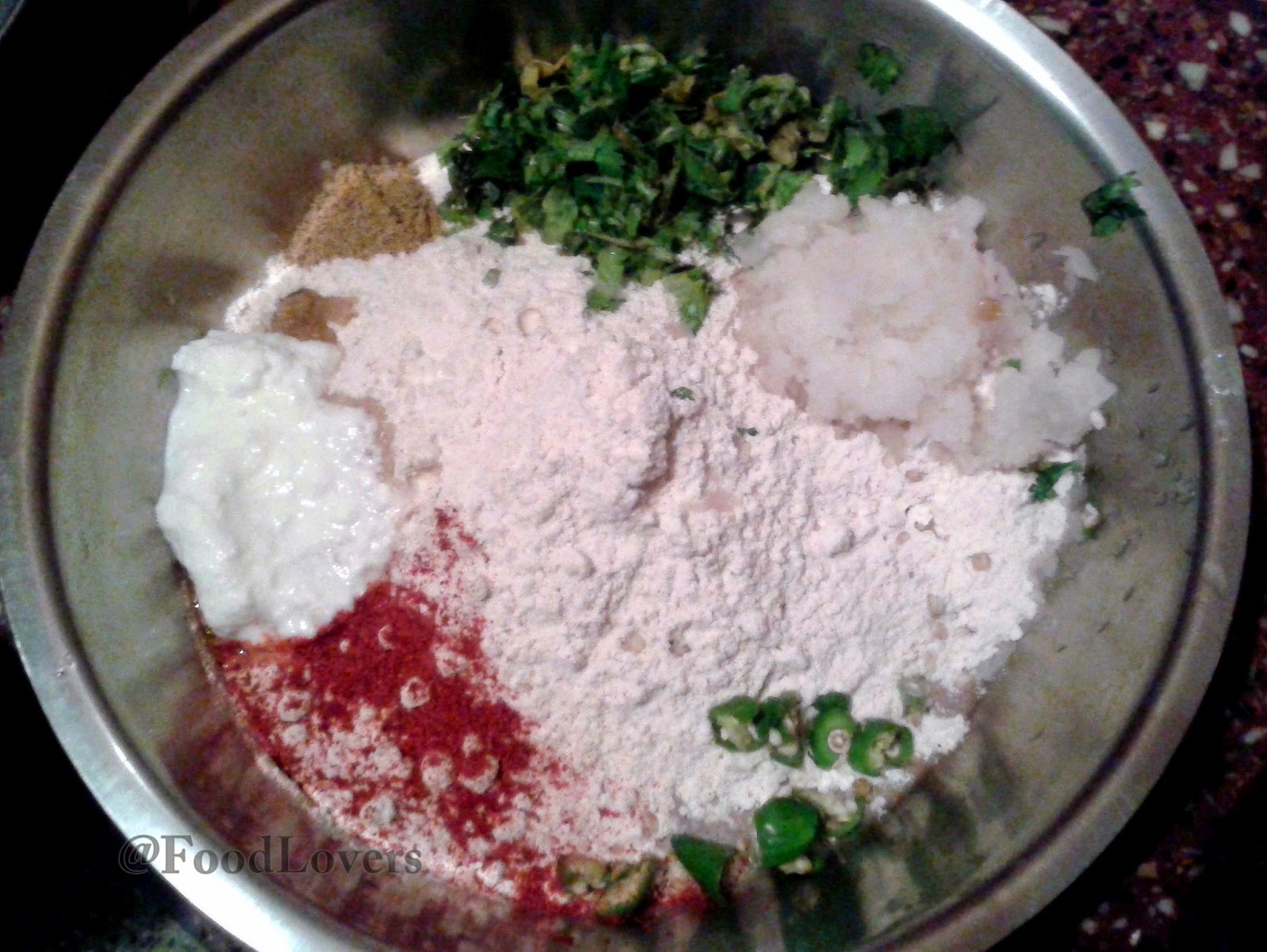 FoodLovers: Muli Paratha- an ultimate Winter food