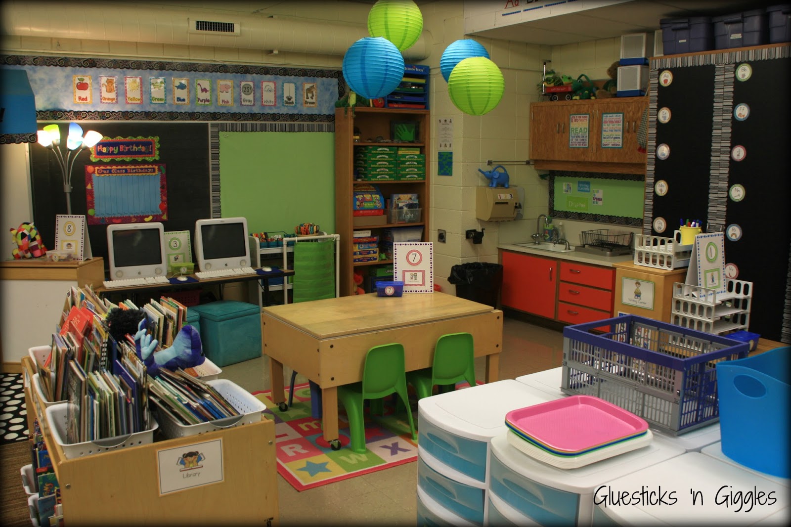 Gluesticks 'N Giggles: 2013