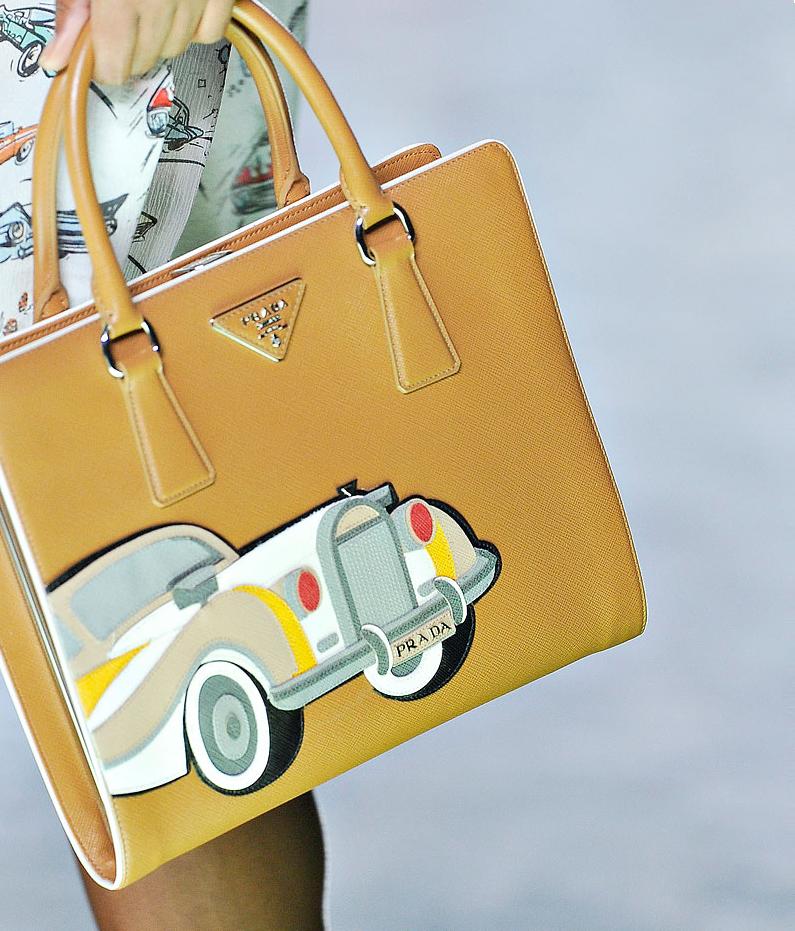 In Vogue 1 Day- Fashion & more...: Prada + Cars= Fashion 2012