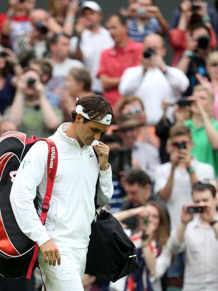 TopSpin: SW19 - *PHOTOS* FEDERER vs BENNETEAU R3 D5