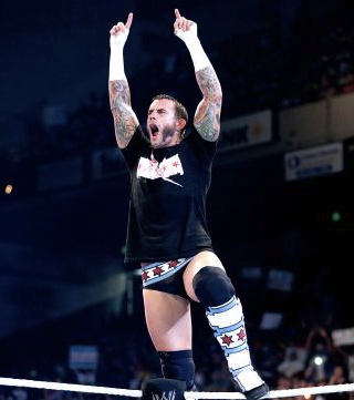 WWE In live!!!!: RANDY ORTON vs CM PUNK