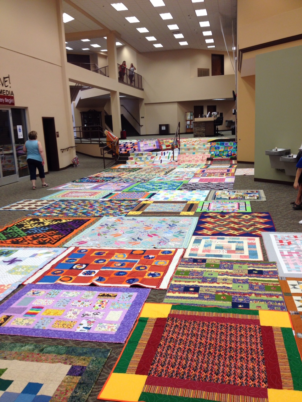 Confessions of a Fabric Addict: Make-A-List Monday - Making Progress!