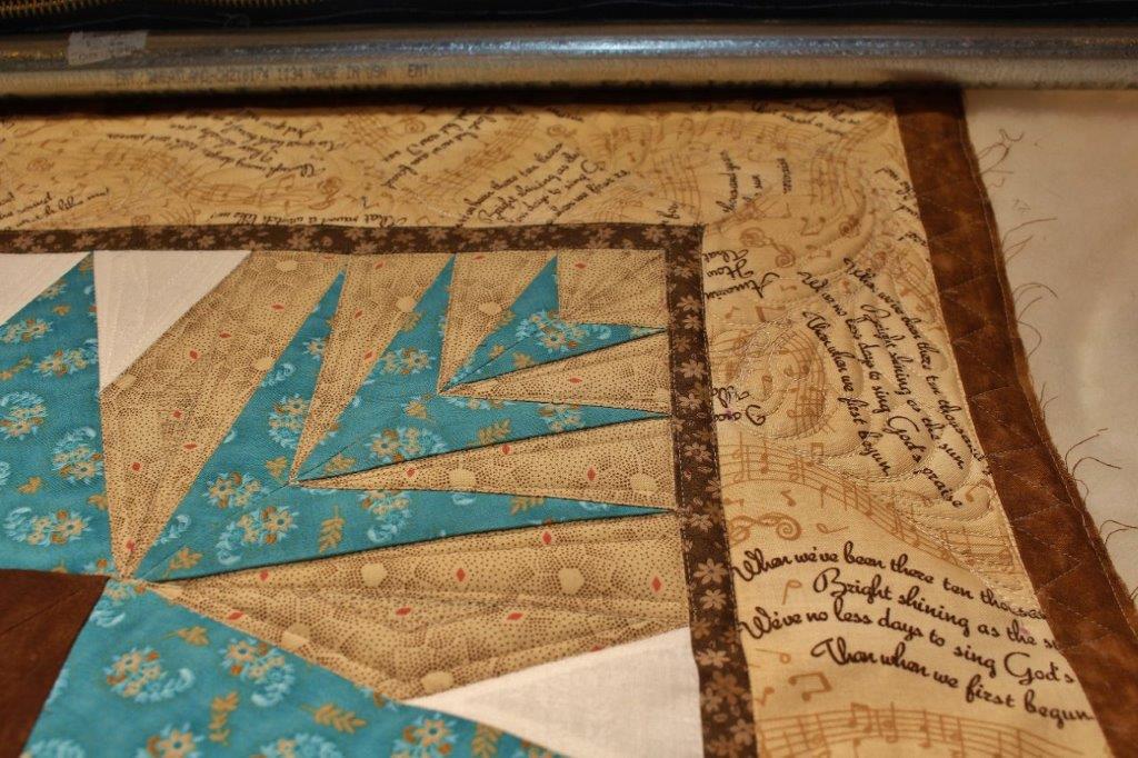 Sarah Lynn's Quilting: Quilting Started on the Amazing Grace Quilt