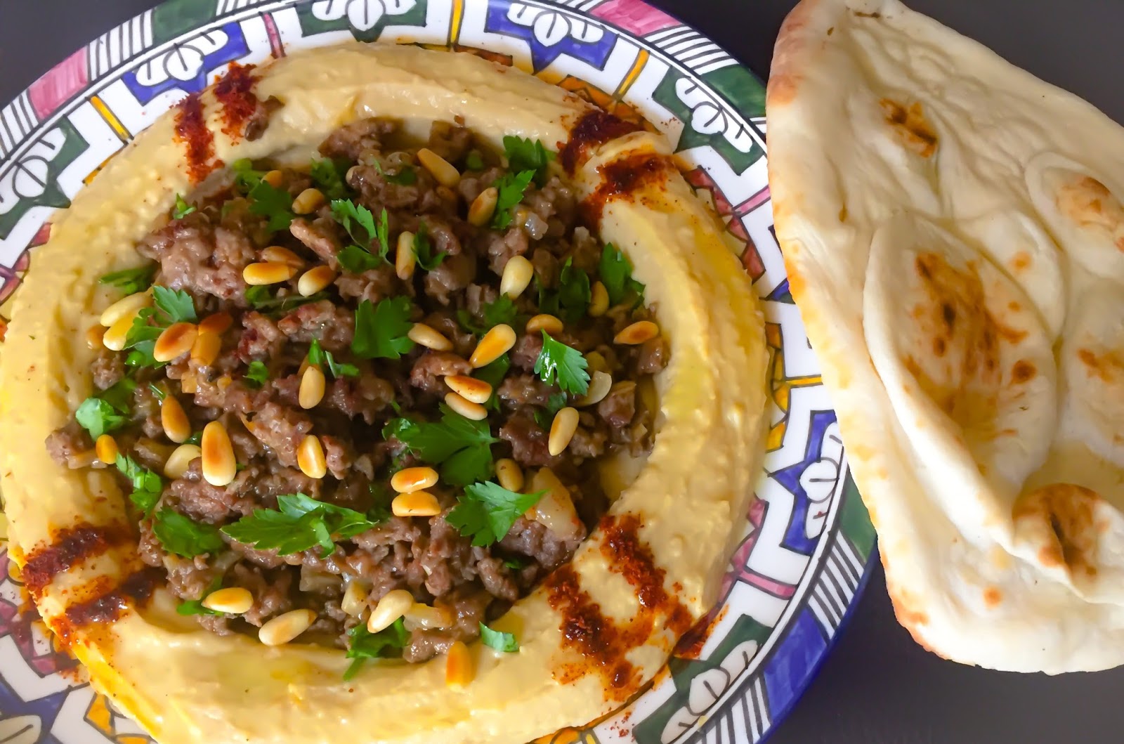 La Fabrique Gourmande: Hummus Bil Lahme Houmous à l’Agneau et Pignons ...