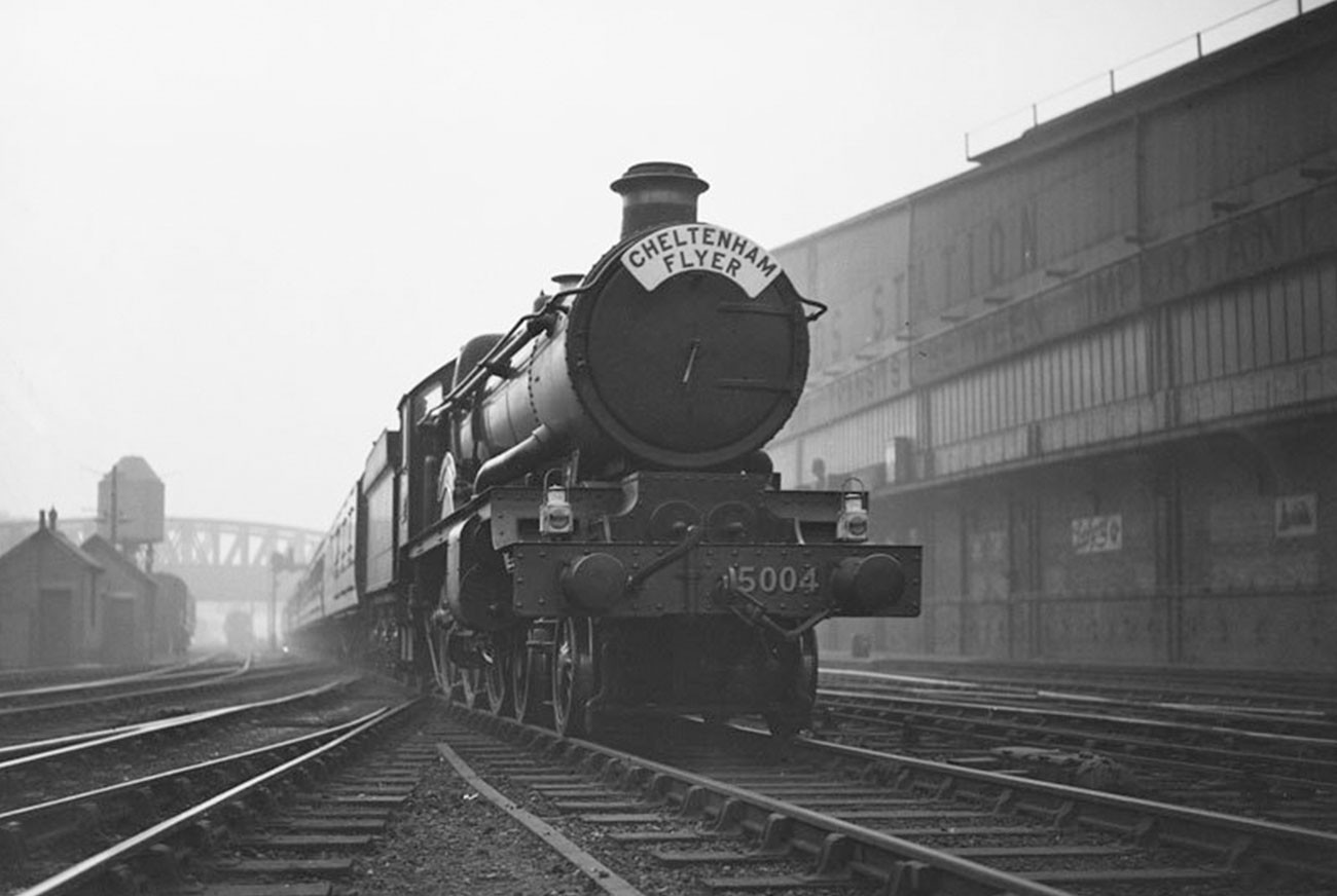 Tolkien collection: Libri sui treni appartenuti e firmati dal figlio di ...