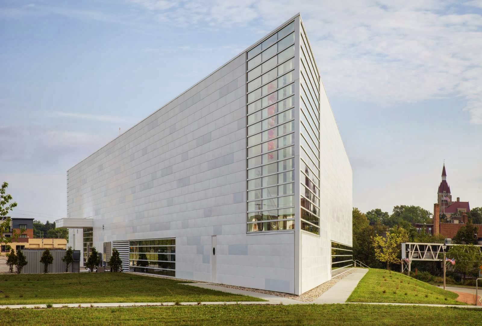 architecture now and The Future: MUSEUM OF WISCONSIN ART BY HGA ...