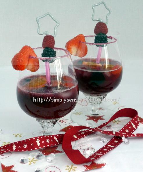 Three Merry Berries Mocktail ~ The third day of Christmas | simply.food