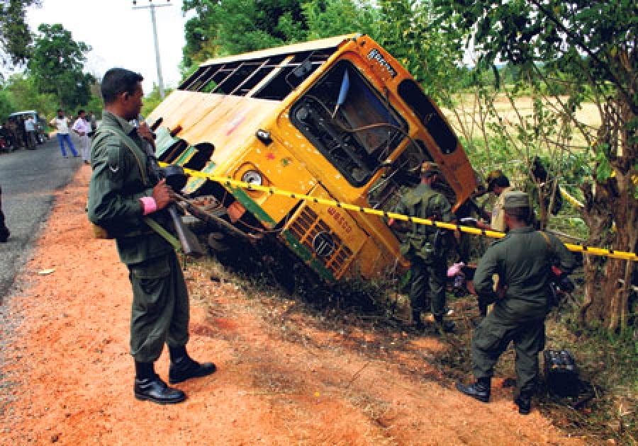 Poonththalir-பூந்தளிர்: The forgotten civilians killed by LTTE ...