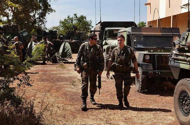 F5IRO Freddy: Opération SERVAL: les Transmissions