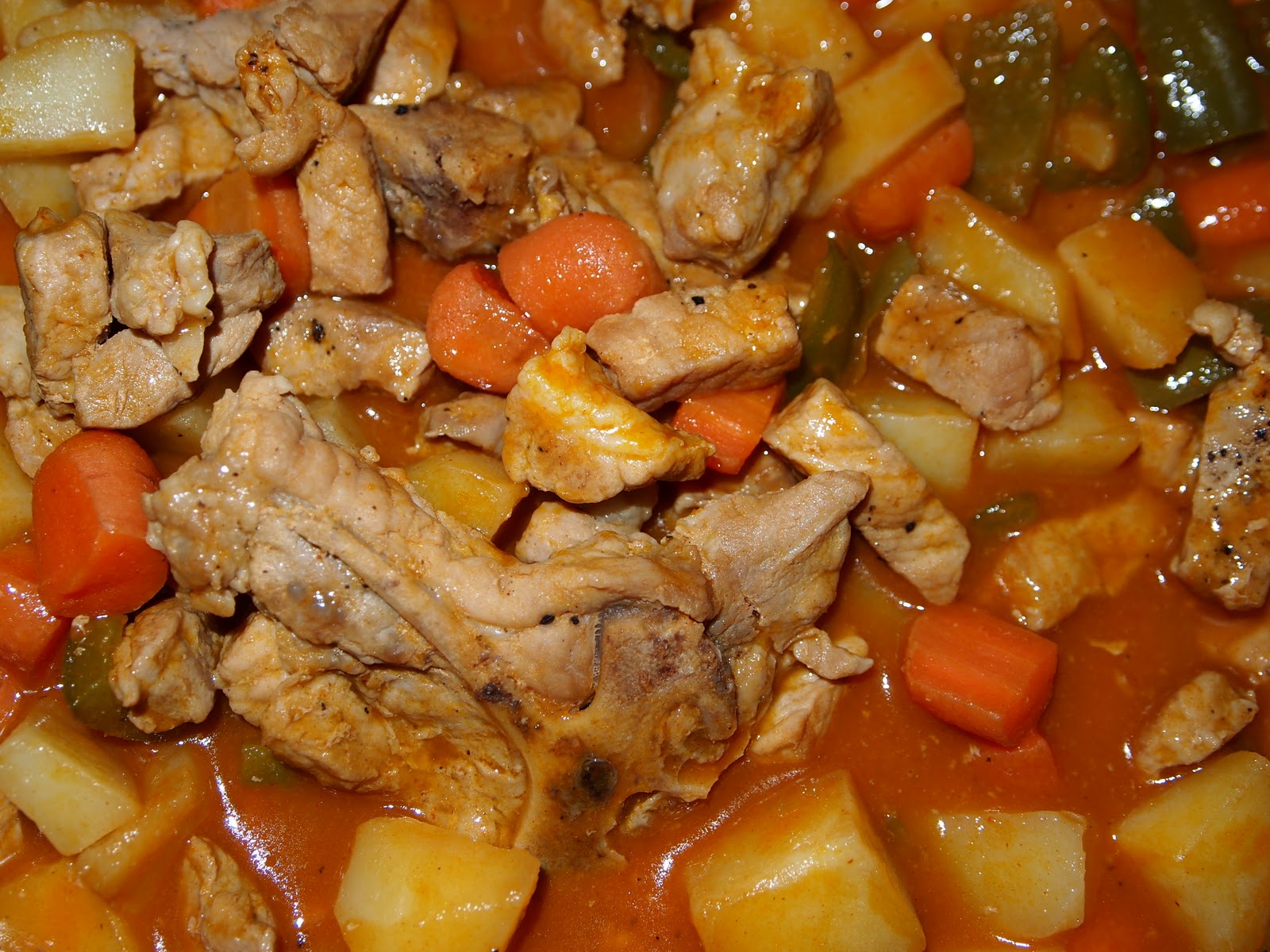 Chicken Caldereta | SuPeRnOvA and SwEeTpAiN