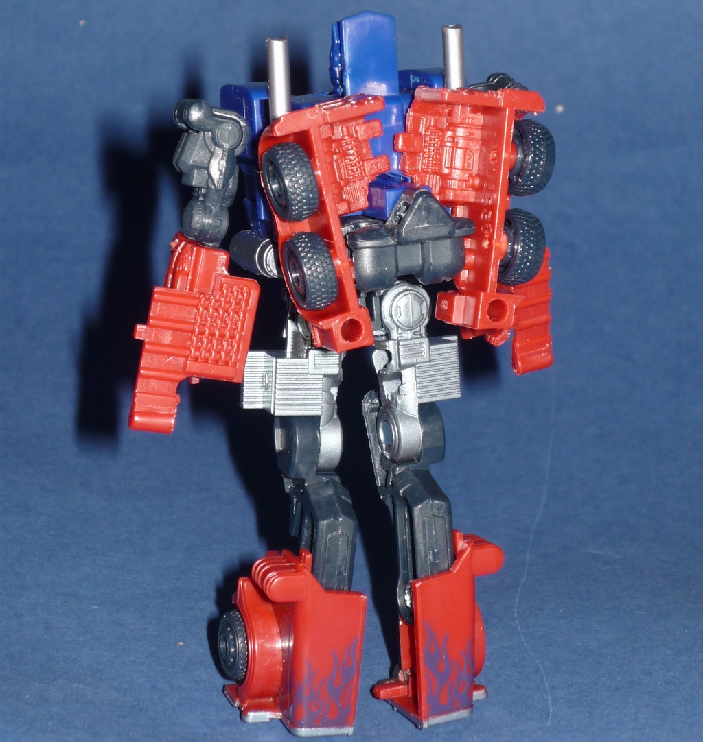 CINE31-Collector's Edition: Optimus Prime Cyberverse - Transformers ...