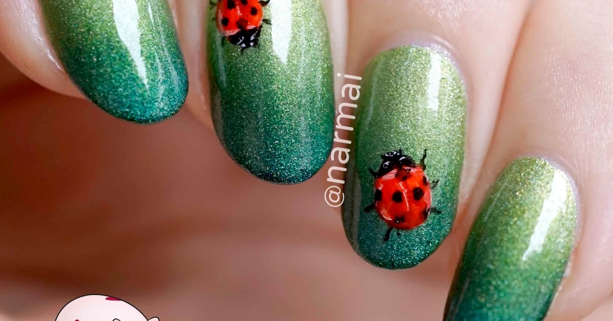 PiggieLuv: Freehand ladybug nail art
