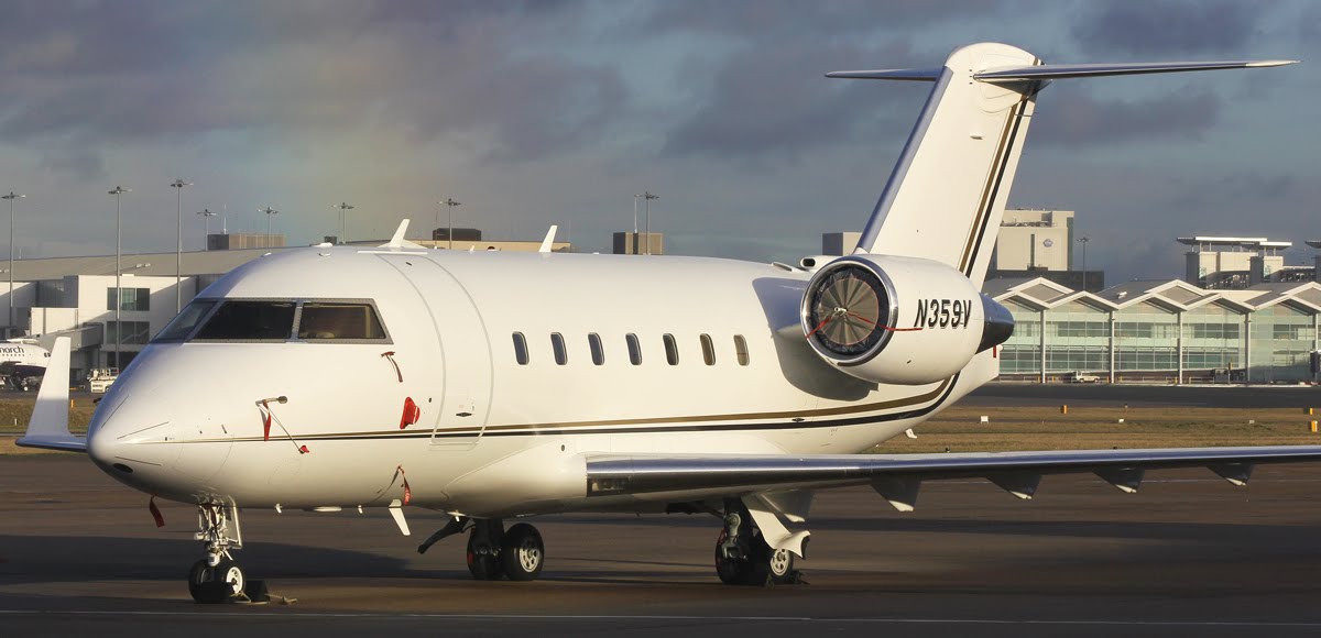 Birmingham Airport Photo Blog: Monday 9 January 2012 - Challenger N359V ...