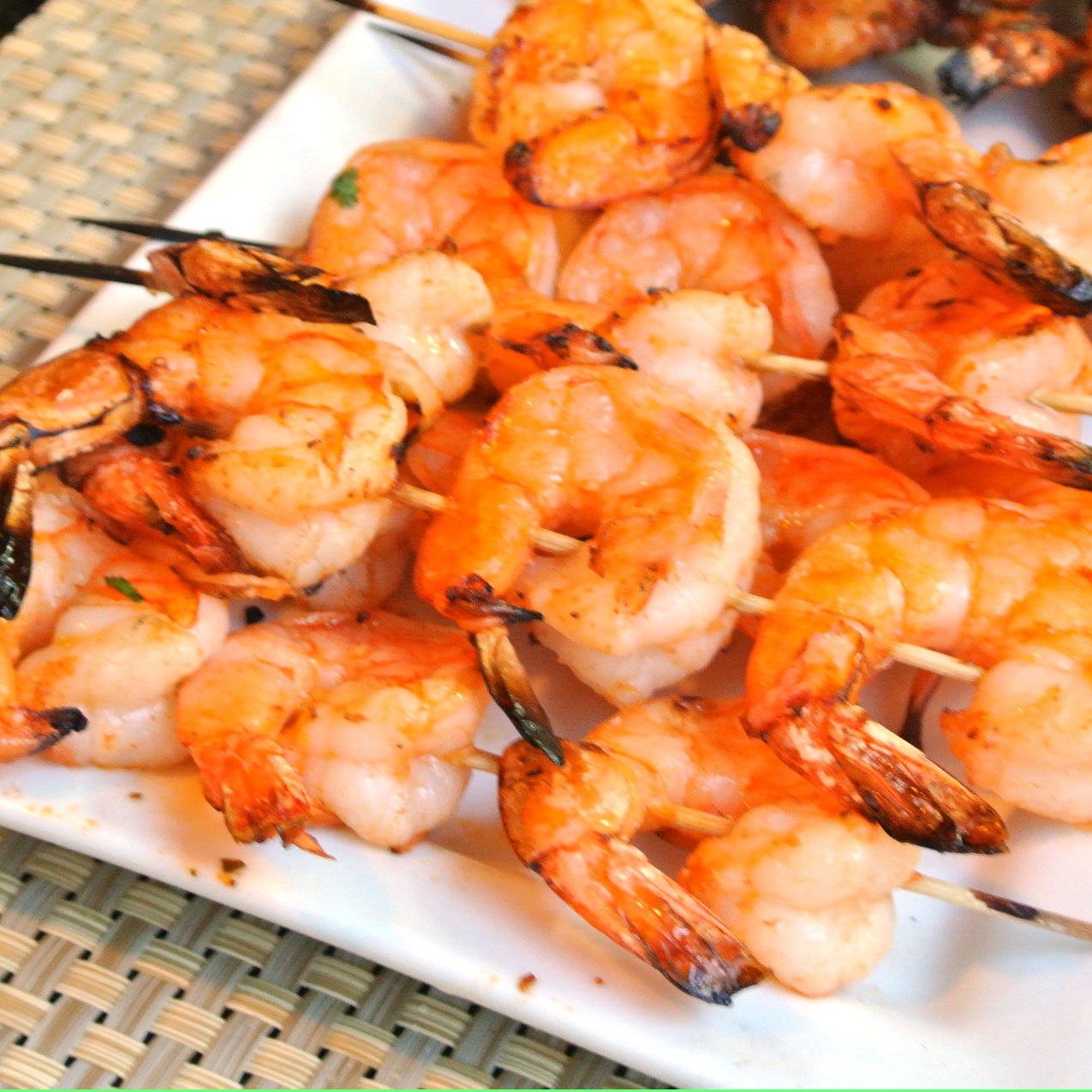 Mom, What's For Dinner?: Spicy Prawns with Zesty Avocado Appetizer