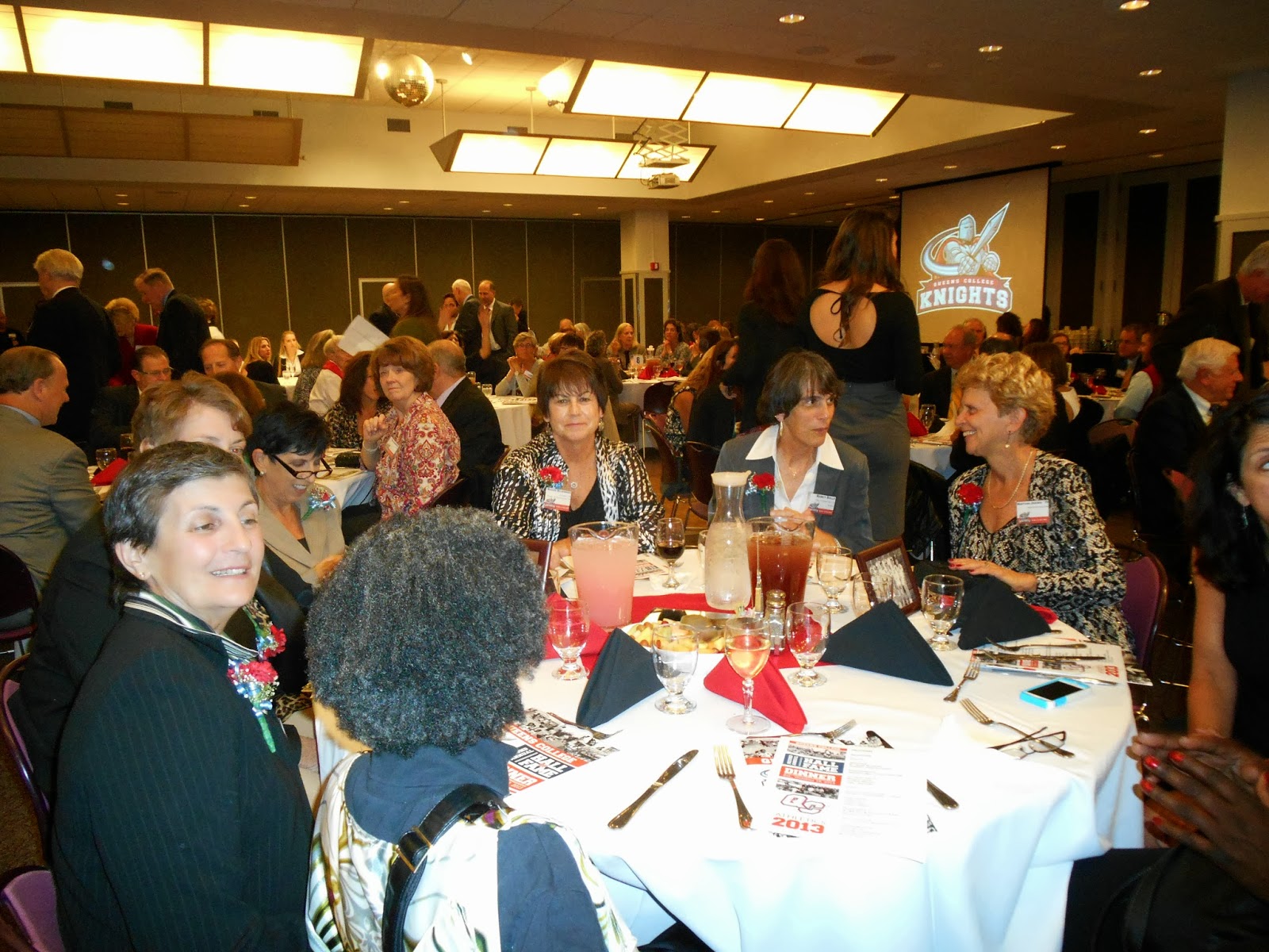 Merle's Whirls: QUEENS COLLEGE HALL OF FAME DINNER HIGHLIGHTS WOMEN