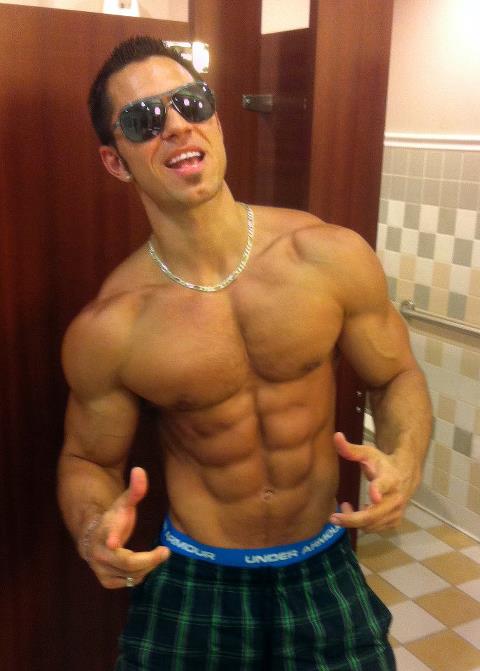 15 of The Most Ripped 8 Pack Abs and 6 Pack Abs In The World ...