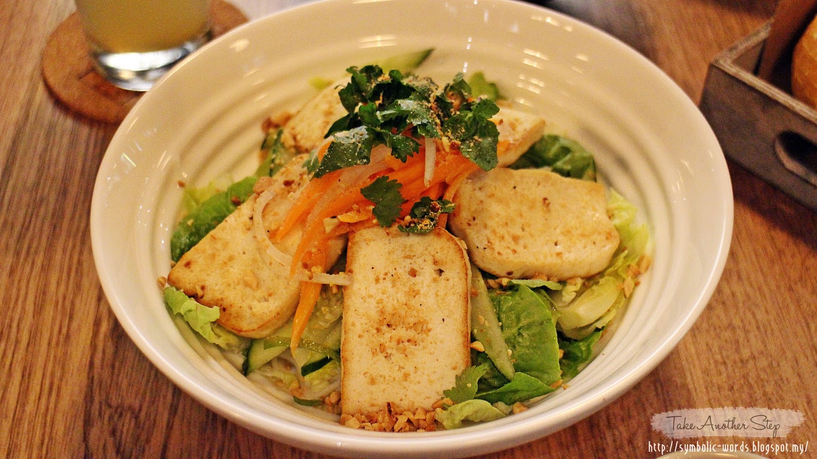 Hello Stranger Cafe , Riverson | Kota Kinabalu