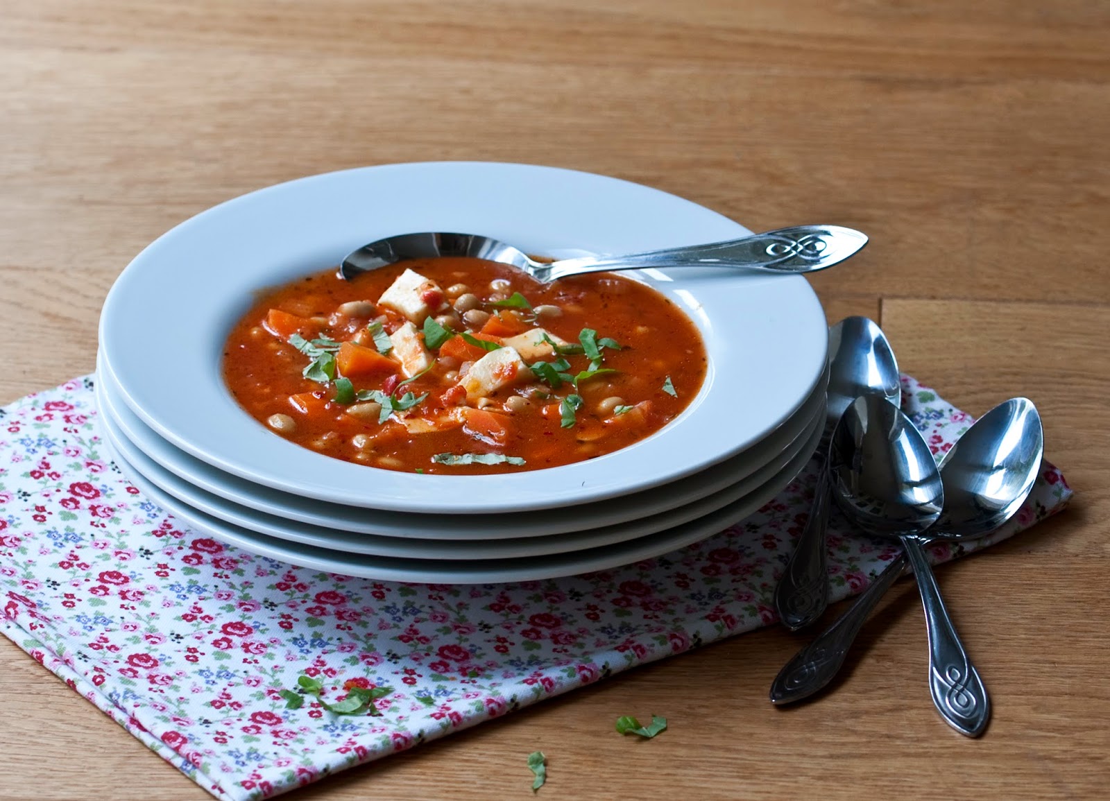 Remsans bistro: Vegetarisk soppa med halloumi och bönor