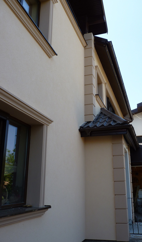 Baghete Polistiren, Fatade Case Comuna Lilieci | Profile Decorative CoArtCo