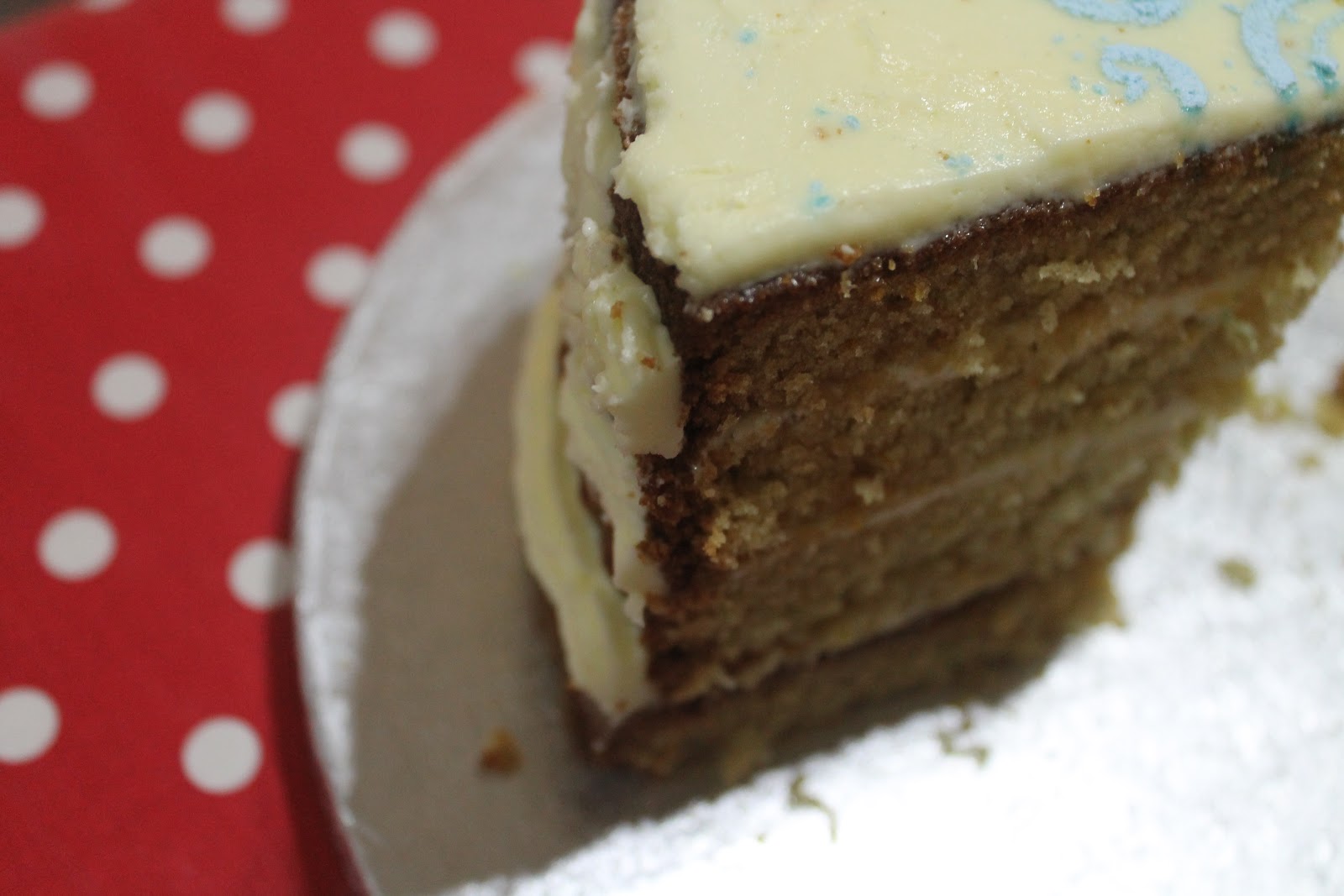 Aurea Femella Bakes: The Blue Lady Cake