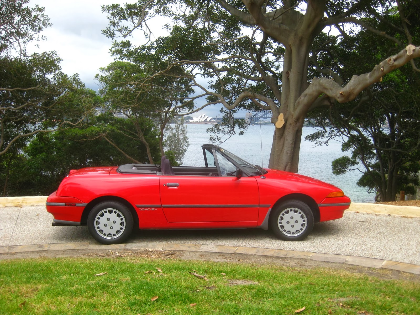Aussie Old Parked Cars: 1990 Ford Capri SA II Convertible