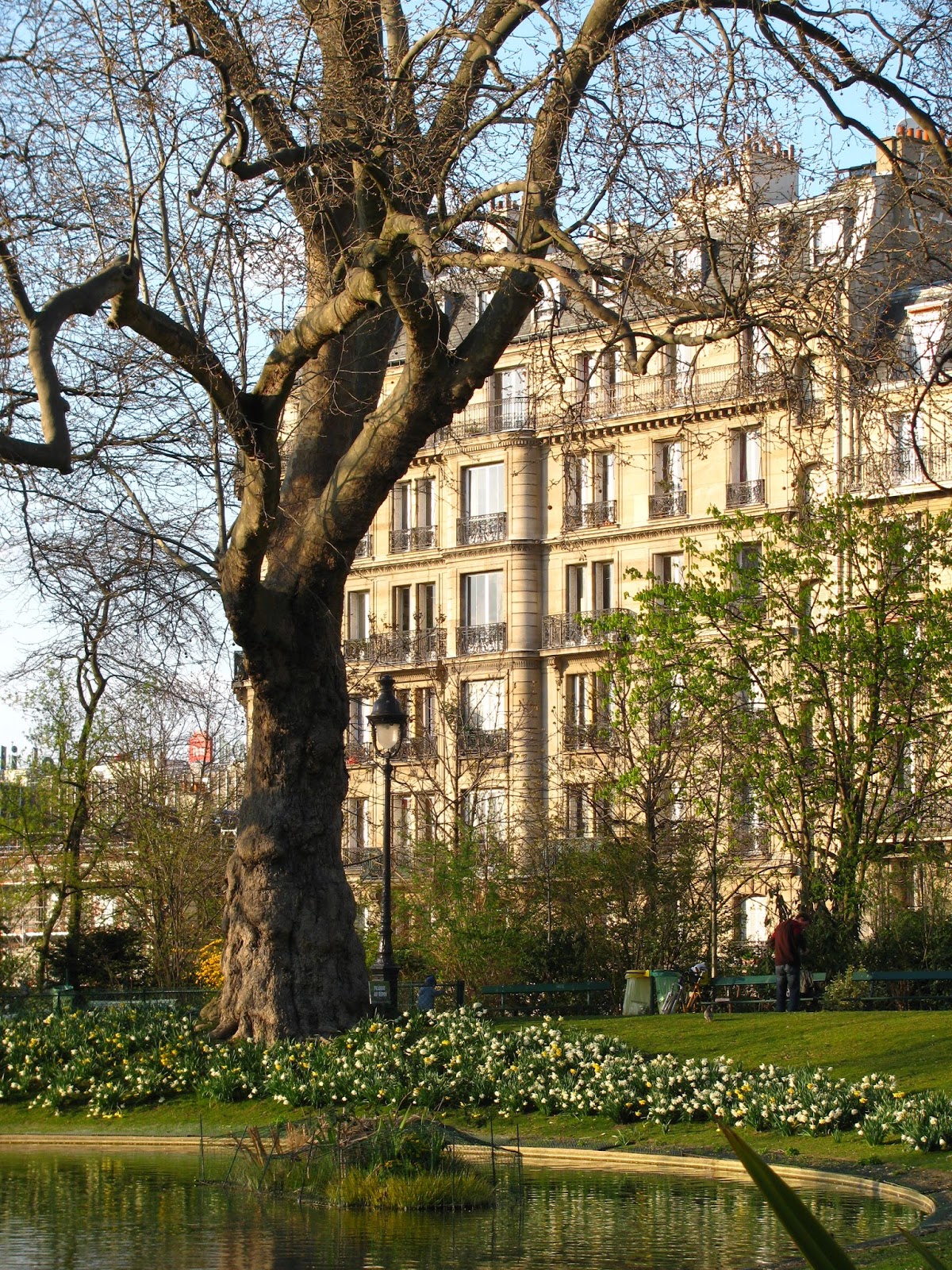 France: Le Village de Batignolles in Paris | Minor Sights