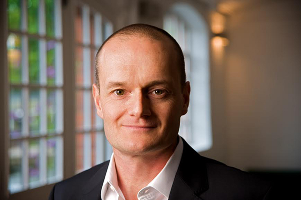 NickALive!: Viacom Promotes James Currell And Paul Dunthorne