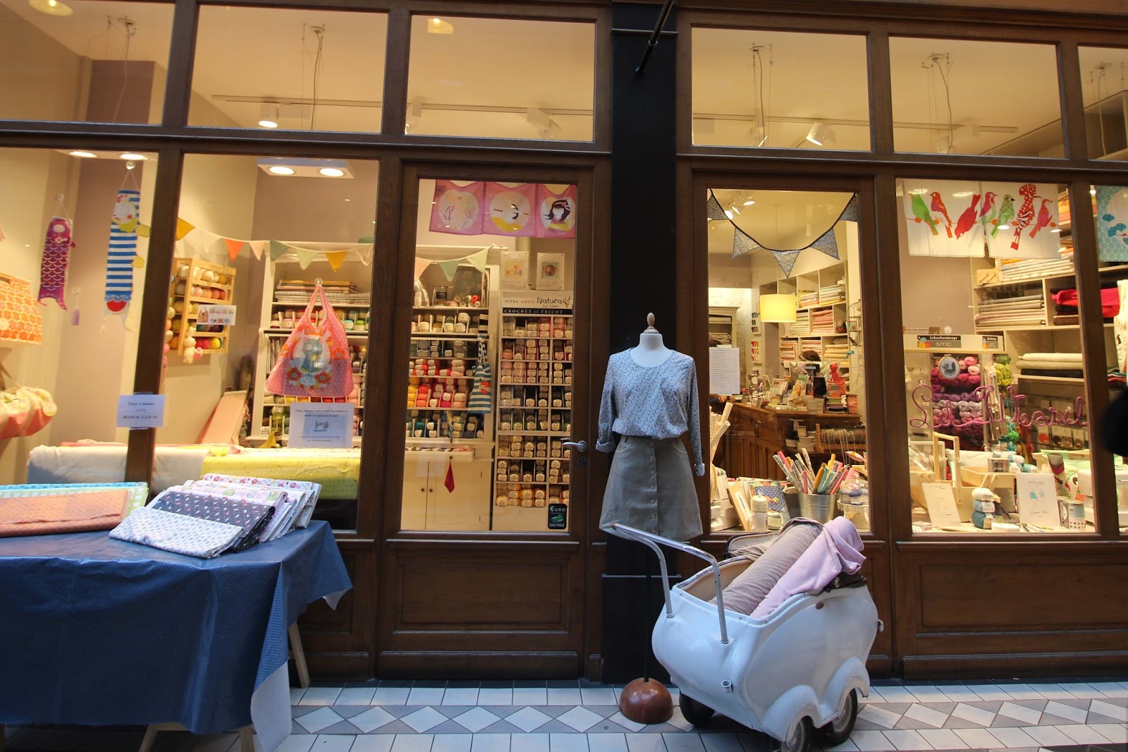 Knitting and crochet workshops and retreats: Stitching up Paris tour