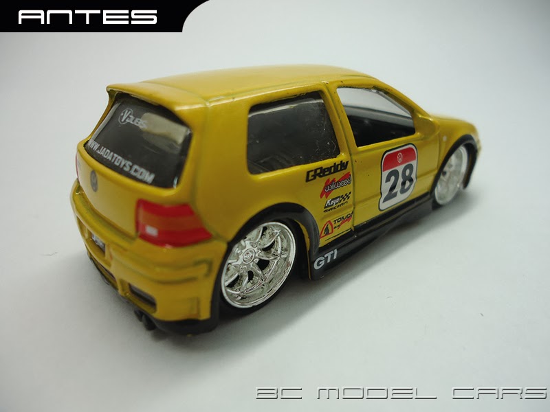 BC MODEL CARS: '02 Volkswagen GTI - Jada Toys - Escala 1/64