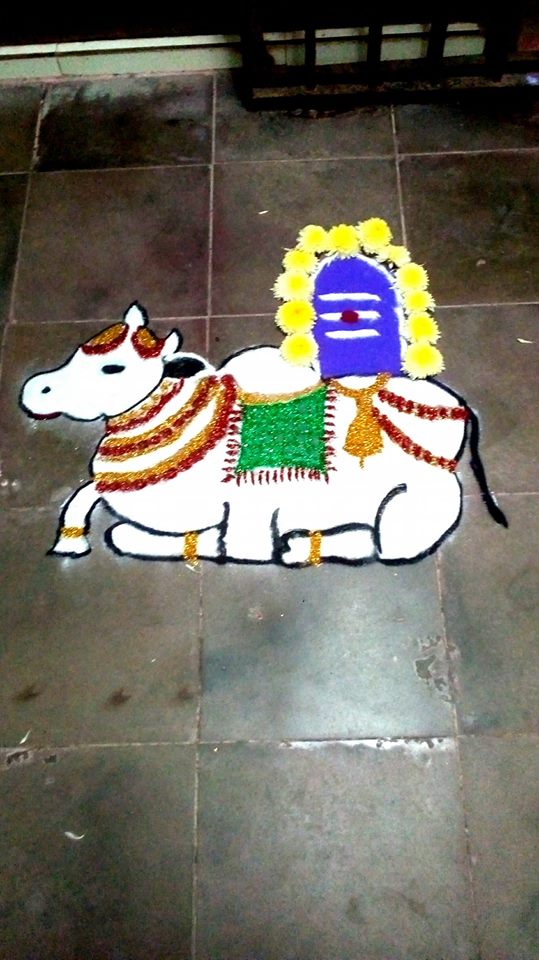 TELUGU WEB WORLD: SHANKAM SHIVALINGAM AND FLOWERS TRADITIONAL RANGOLI ...