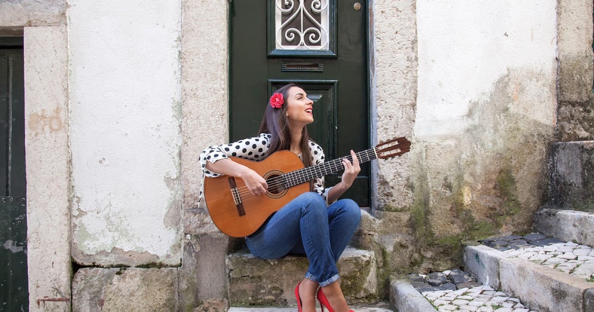 Portugal Rebelde: CLÁUDIA LEAL | "Quarto Crescente"