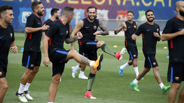 Neymar Shows Off Unreleased, First-Ever Nike Mercurial Vapor XI ...