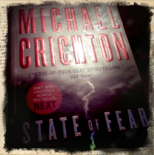A Moot Point: BOOK REVIEW: State of Fear (2004)