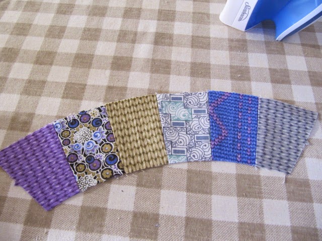 Sew Many Ways...: How to Assemble the Double Wedding Ring Block...