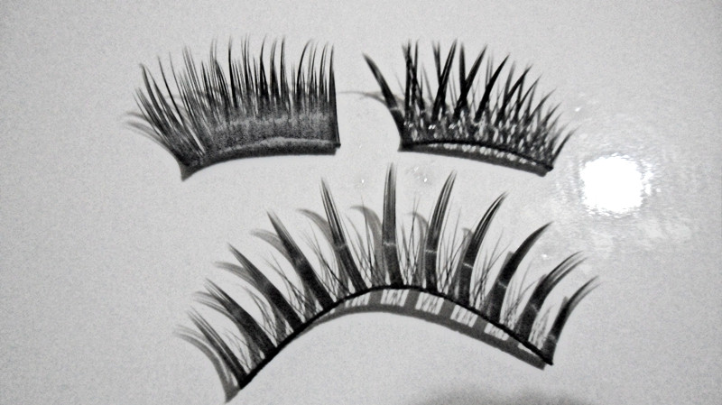 Beauty Diary: How to stack fake eyelashes