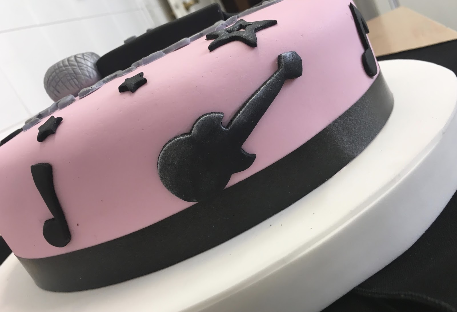 QUIERO ALGO DULCE!: TORTA MICROFONO