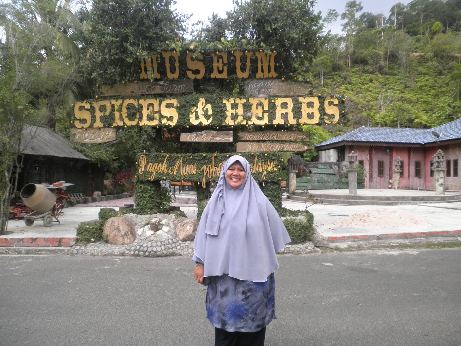 Kemilau Mentari: LAWATAN KE NASUHA PAGOH