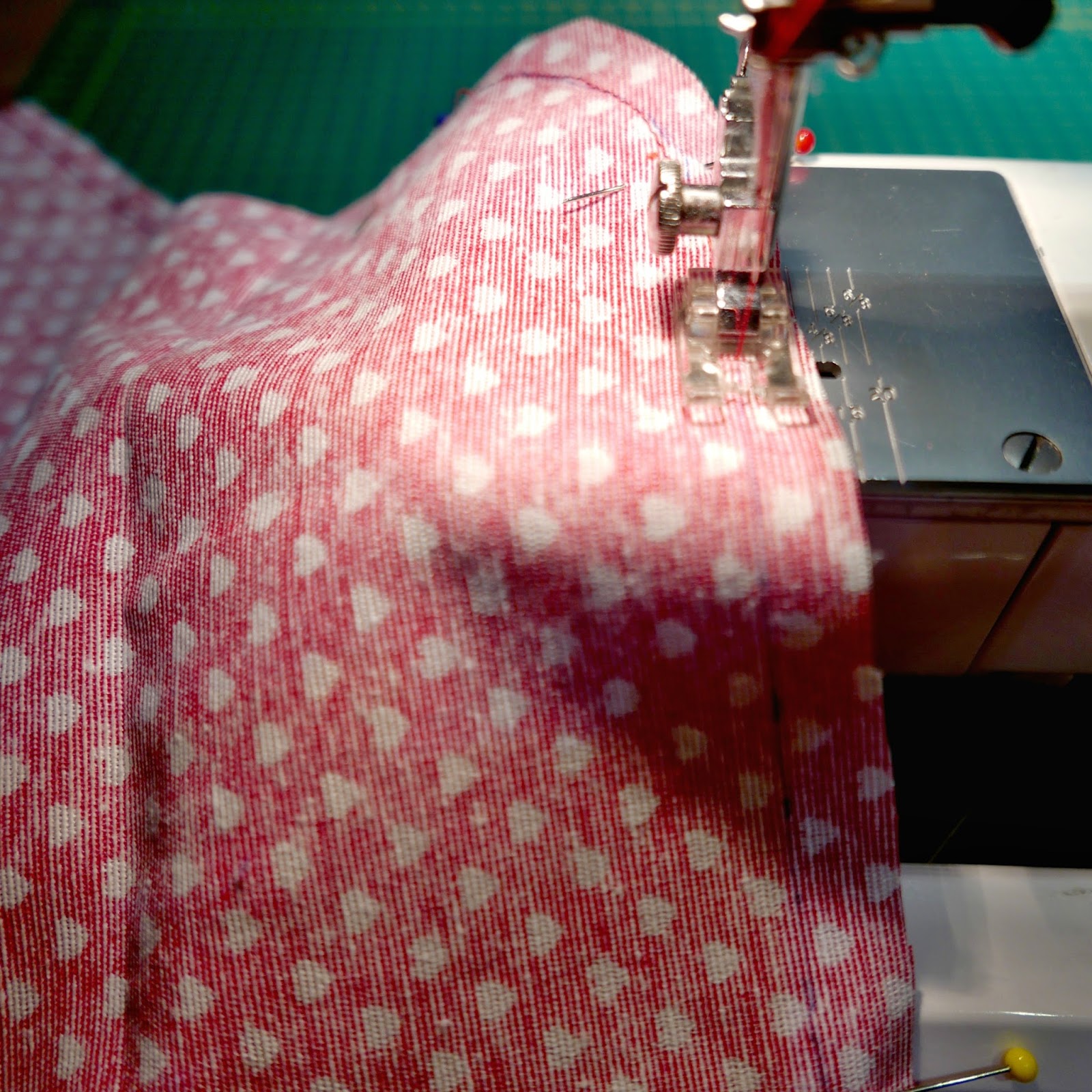 Curso de costura gratis: Coser y volver ~ Colours for Baby