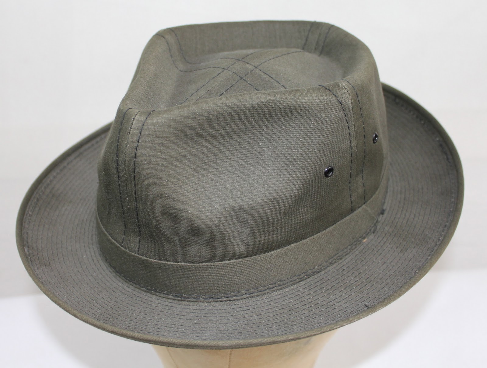 FRENCH CANCAN: September 2011