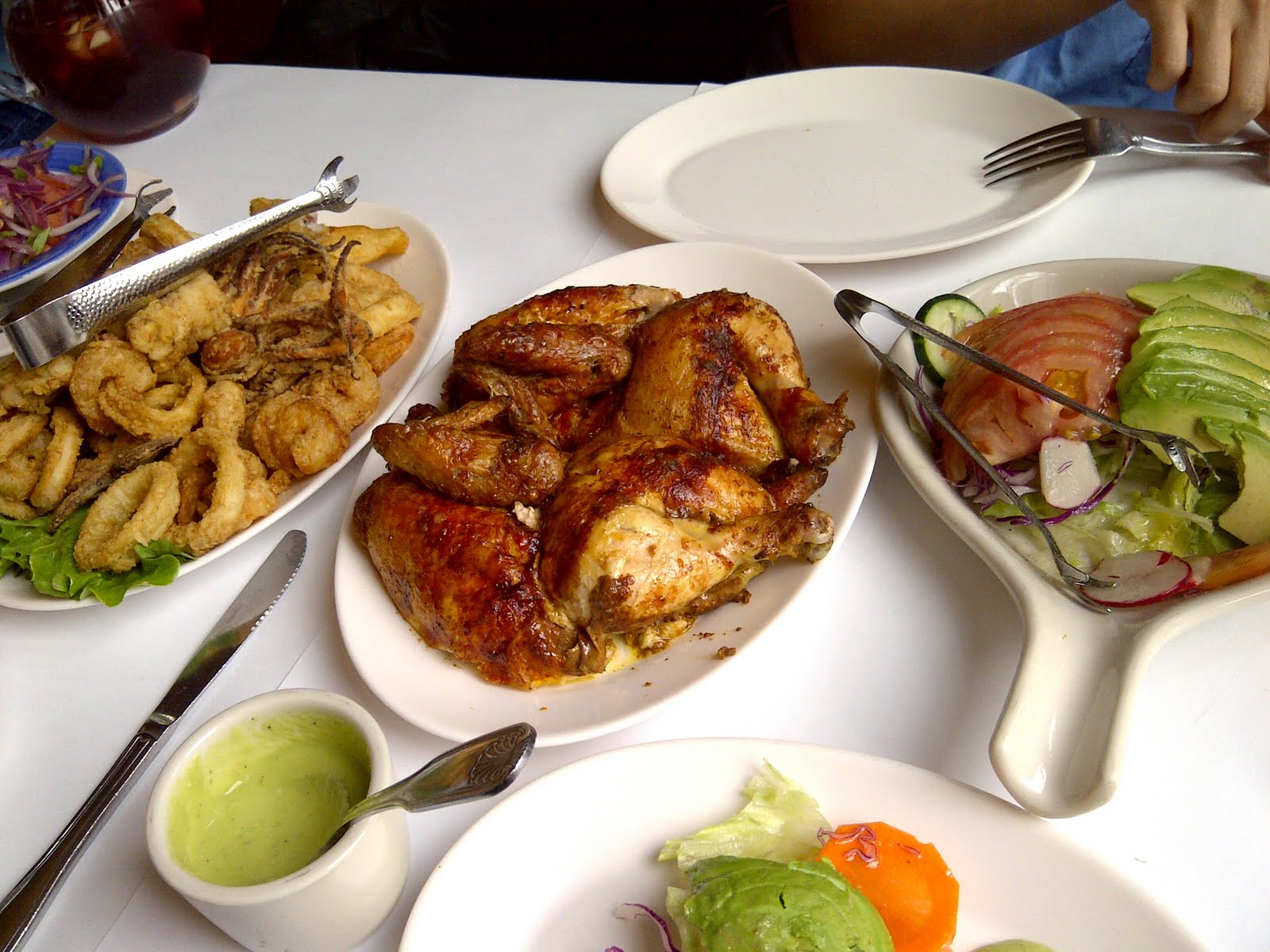 Dancing Blue Seal: Pio Pio, Manhattan, USA