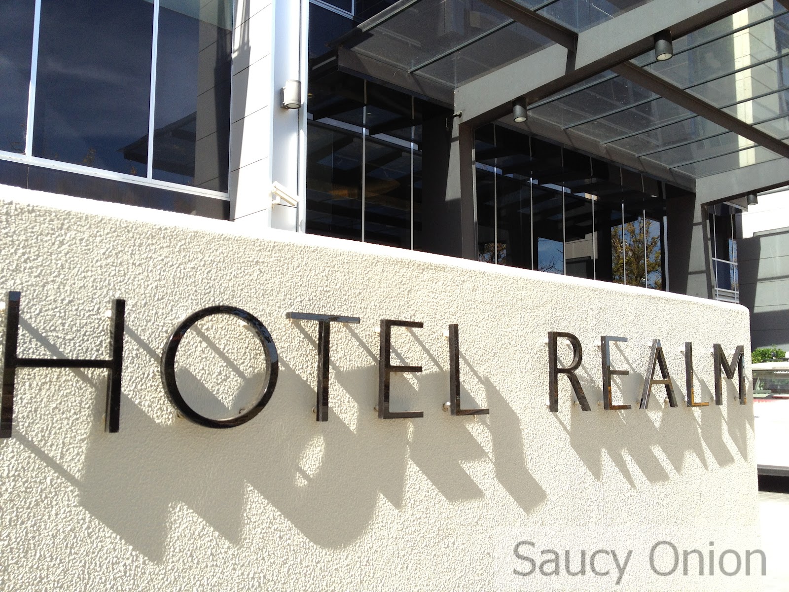 Saucy Onion: Hotel Realm - Canberra