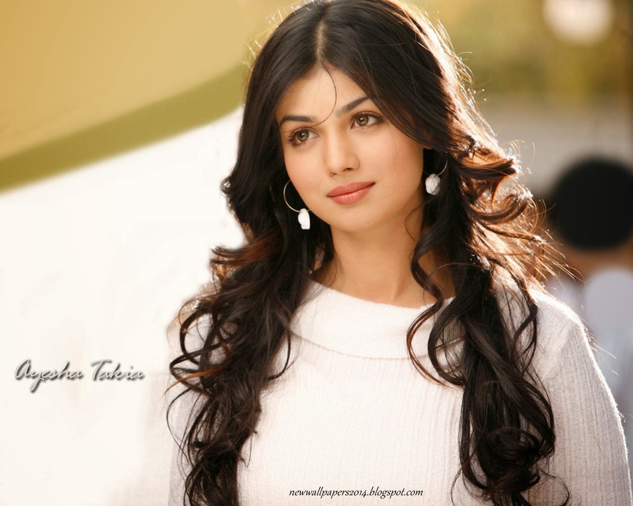 Majha India: Ayesha Takia Wallpapers - Ayesha Takia HD Wallpapers