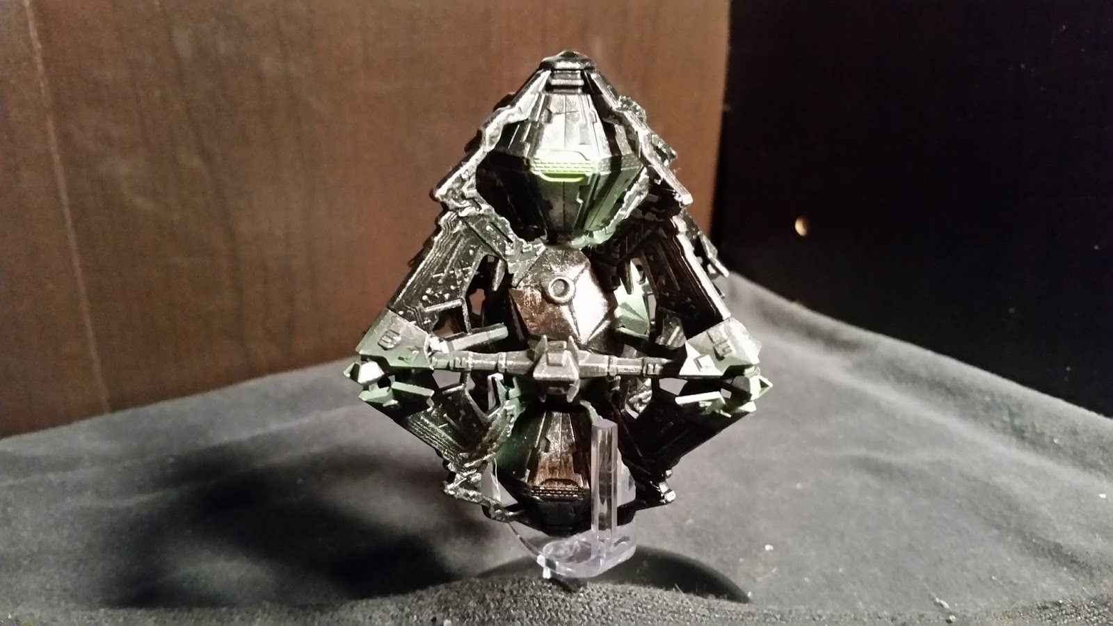 Deep Space Pat: EMvTW 109: Borg Queen's Ship (Borg Diamond)