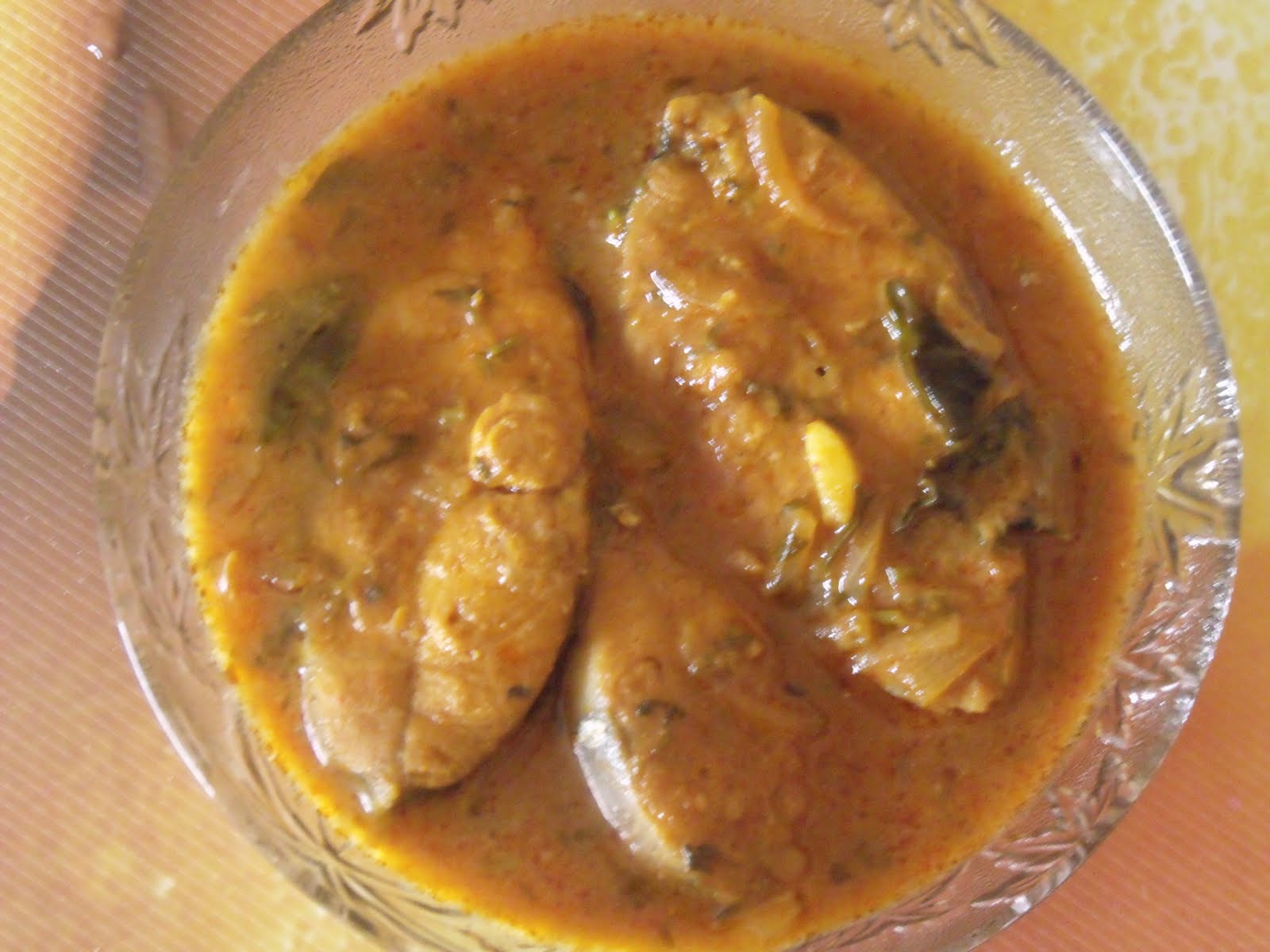 Latha's Kitchen: Chepala pulusu (Fish curry)