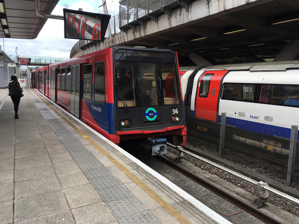 British Diesels and Electrics: Docklands Light Railway B90/B92/B2K Stock
