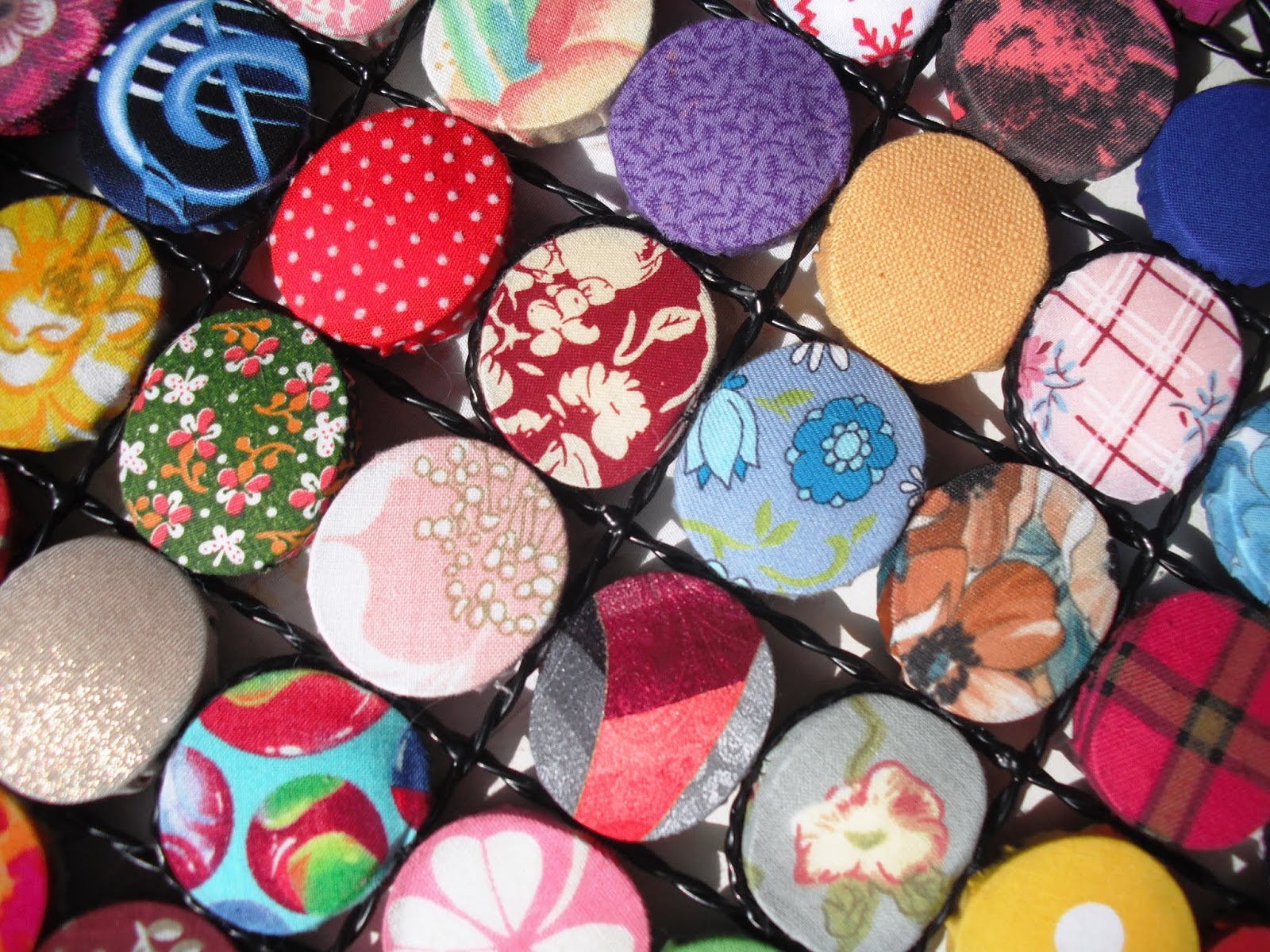 Love my life: Arty crafty with plastic bottle tops.