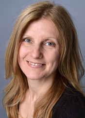 The Snow Book: Reseña: El lado oscuro - #1 Una vida oculta - Sally Green