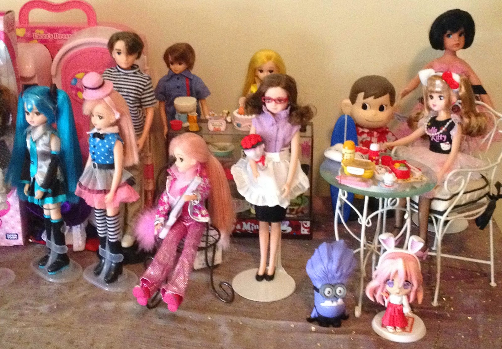 Of Dolls: Licca Family Photo