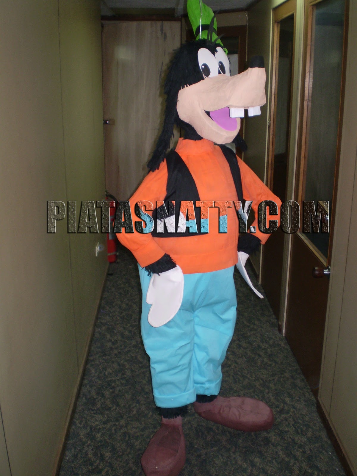 PIÑATAS TEMÁTICAS : PIÑATA DE GOOFY