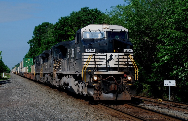 The Big Little Railroad Shop: 06/01/2012 - 07/01/2012